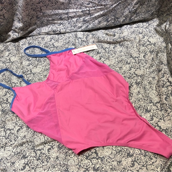 Colsie | Intimates & Sleepwear | Nwt Colsie Bubble Gum Barbie Pink ...